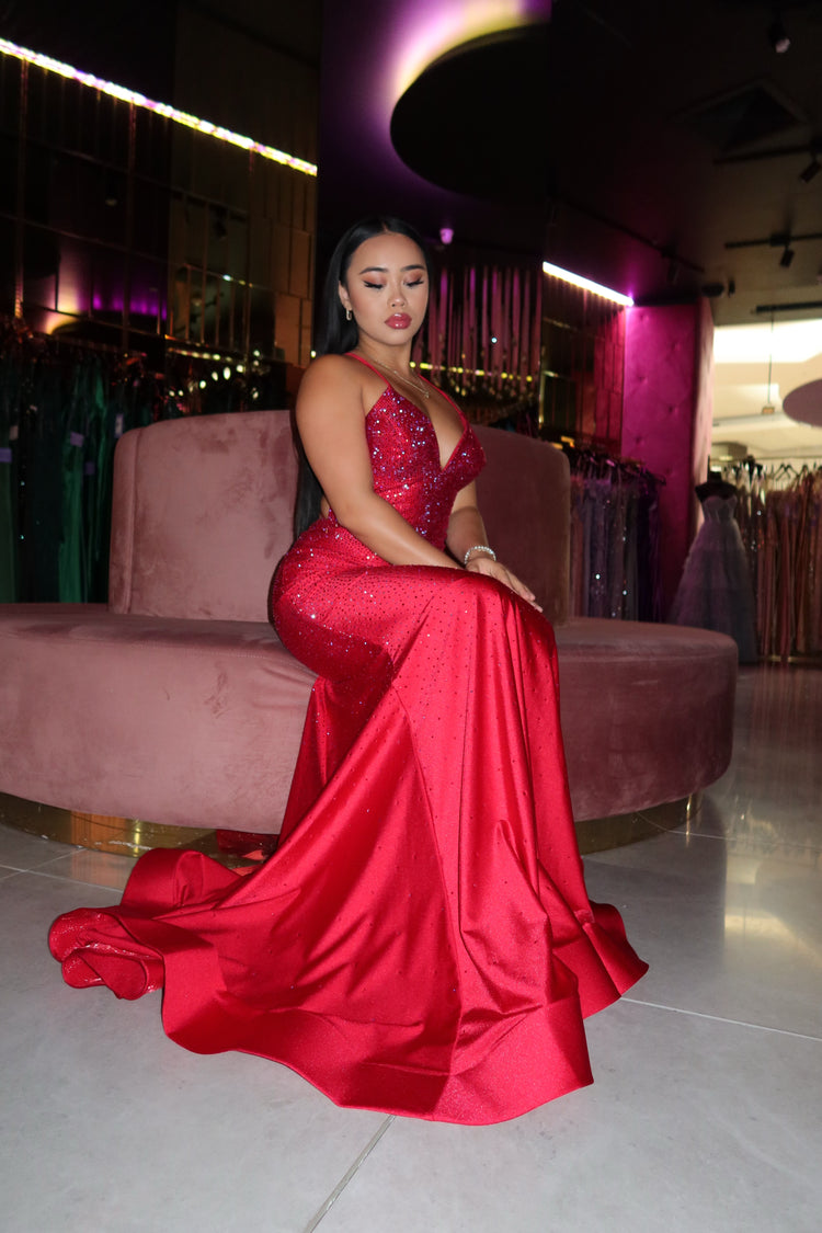 Discover Your Dress Destination at Milivine Boutique